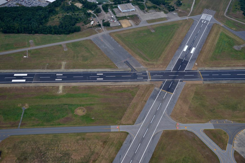 Hanscom Field Runway 11-29 Rehabilitation - DOC